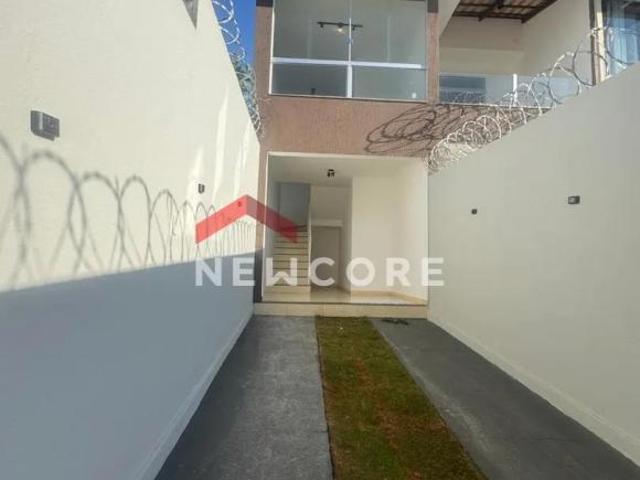 Casa em Avenida das Palmeiras Duque de Caxias Betim/MG