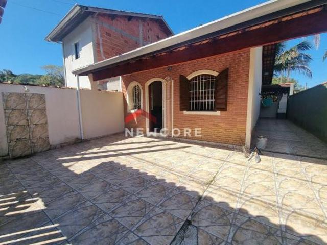 Casa em Avenida Ermelinda Araújo de Lima Massaguaçu Caraguatatuba/SP