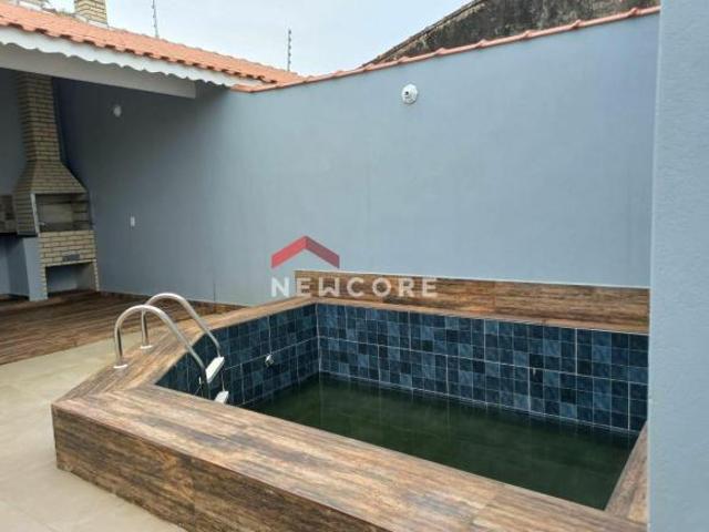 Casa em Avenida Estados Unidos Bopiranga Itanhaém/SP