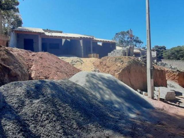 Casa em Avenida Esequias Odorico Bueno Corumbá Terra Preta Mairiporã/SP