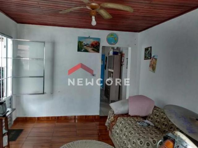 Casa em Avenida Ethel Cintia de Medeiros Jardim Rio Claro Caraguatatuba/SP