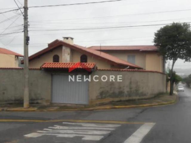 Casa em Avenida Fernão Dias Paes Leme, 284 Centro Várzea Paulista/SP