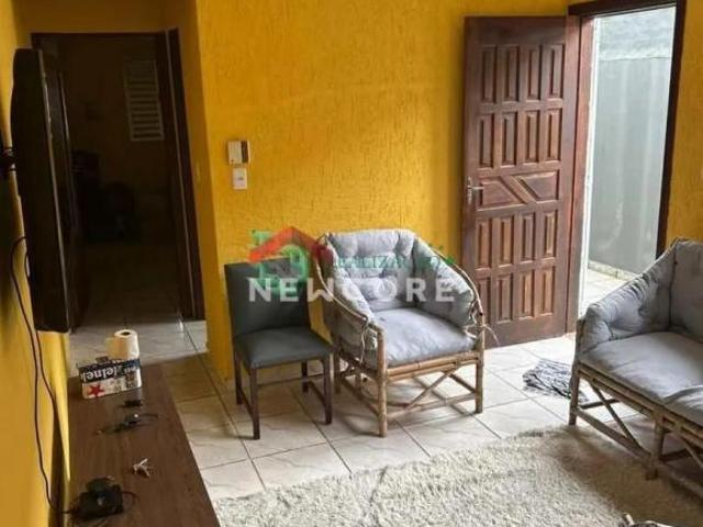 Casa em Avenida Francisco Munhoz Cegarra Itaguaí Mongaguá/SP