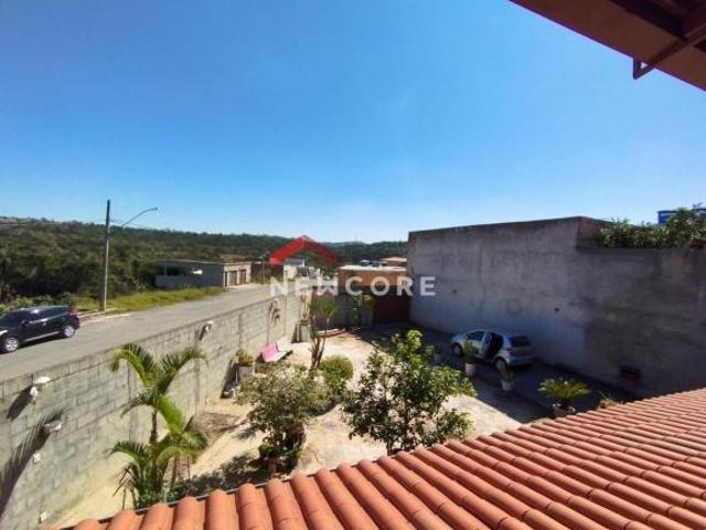Casa em Avenida Ilka Maria Munhoz Gurgel Belvedere Ribeirão das Neves/MG