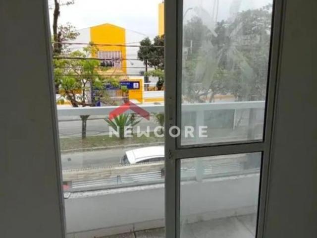 Casa em Avenida João Francisco Bensdorf Cidade Naútica São Vicente/SP