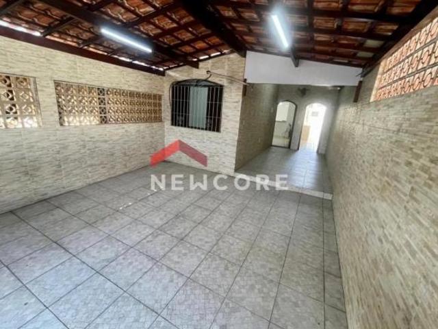 Casa em Avenida Jorge Hagge Aviação Praia Grande/SP