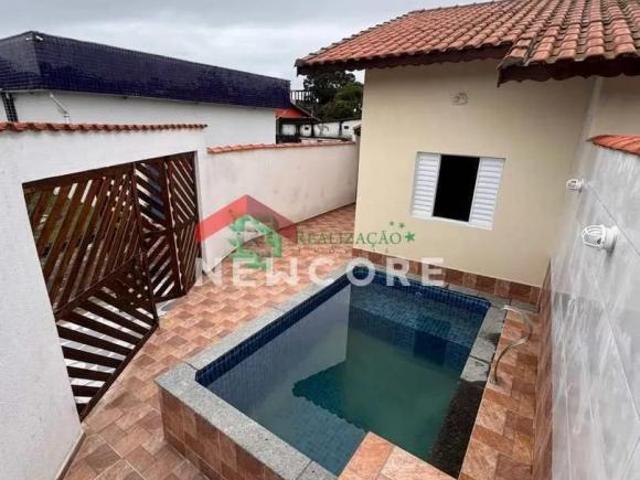 Casa em Avenida Jussara Jussara Mongaguá/SP