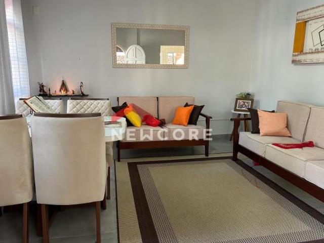 Casa em Avenida Minas Gerais Indaiá Caraguatatuba/SP