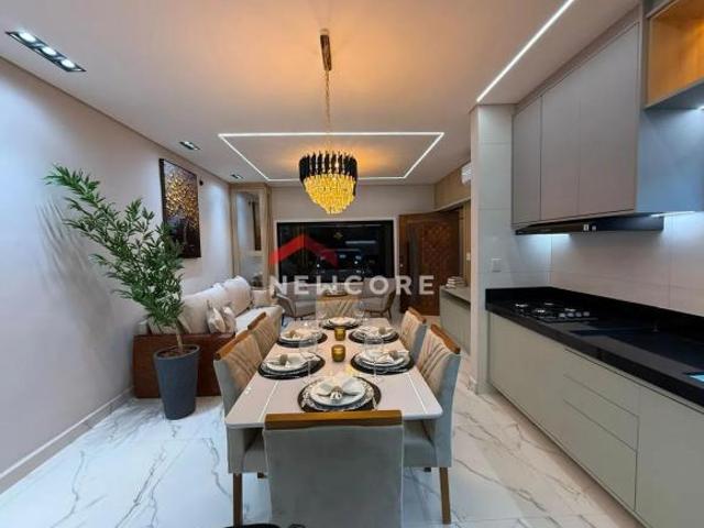 Casa em Avenida Nossa Senhora de Fátima Caiçara Praia Grande/SP