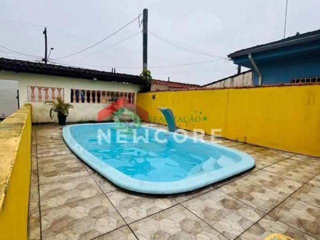 Casa em Avenida São Lourenço Flórida Mirim Mongaguá/SP