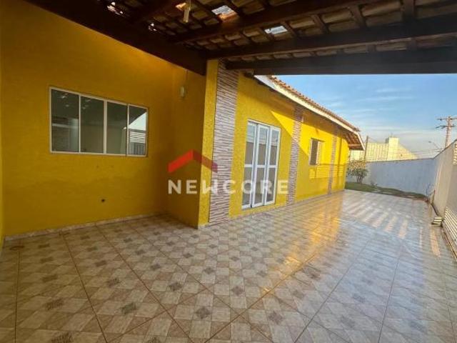 Casa em Avenida Santo Antônio Jardim Santo Antônio Atibaia/SP