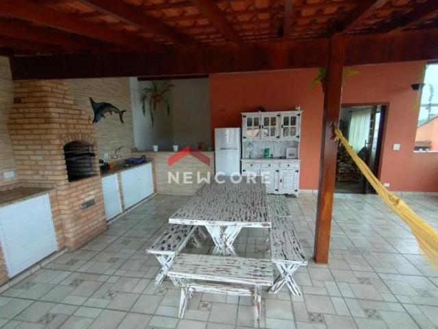 Casa em Avenida Semyramis de Souza Rossi Parque Balneário Oasis Peruíbe/SP