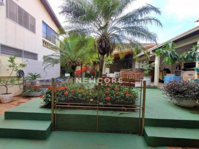 Casa em Avenida Paraíba Jardim Brasil Vila Xavier Araraquara/SP