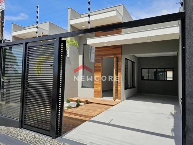 Casa em Avenida Paris Parque Residencial Joaquim Toledo Piza Londrina/PR