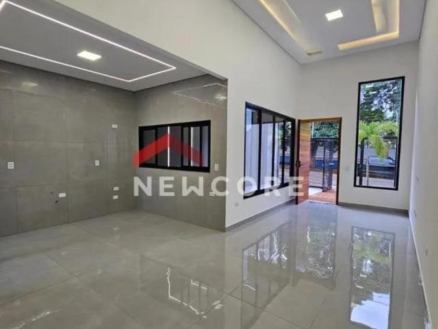 Casa em Avenida Paris Parque Residencial Joaquim Toledo Piza Londrina/PR