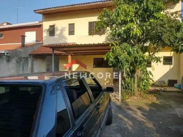 Casa em Avenida Pinheiro Cidade das Flores Osasco/SP