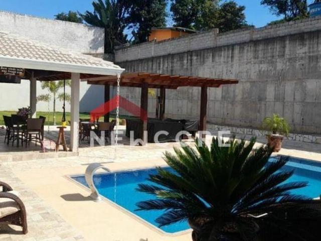 Casa em Avenida Prefeito Antônio Júlio Toledo Garcia Lopes Jardim das Cerejeiras Atibaia/SP