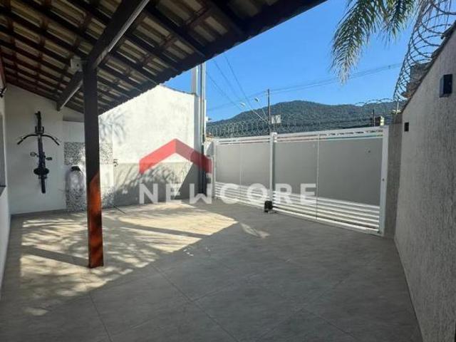 Casa em Avenida Presidente Kennedy Flórida Praia Grande/SP