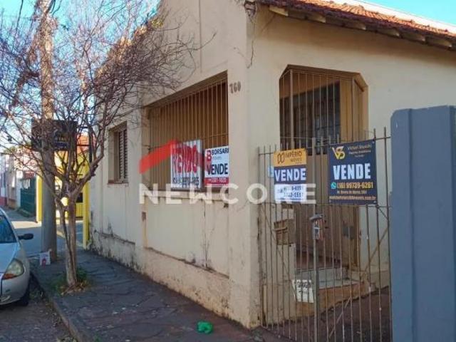 Casa em Avenida Professor Augusto Cezar Centro Araraquara/SP