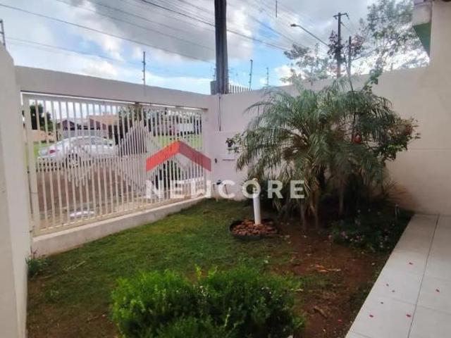 Casa em Avenida Rosalvo Marques Bonfim Jardim Maria Celina Londrina/PR