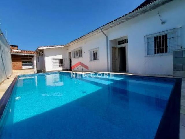 Casa em Avenida Raul Cury Balneário Aclimação Itanhaém/SP