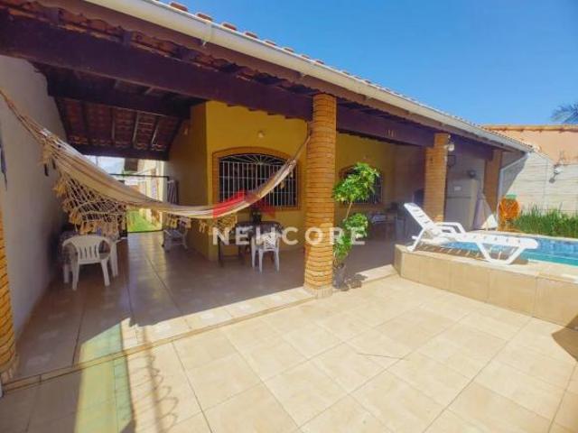 Casa em Avenida Tamoios Tupy Itanhaém/SP