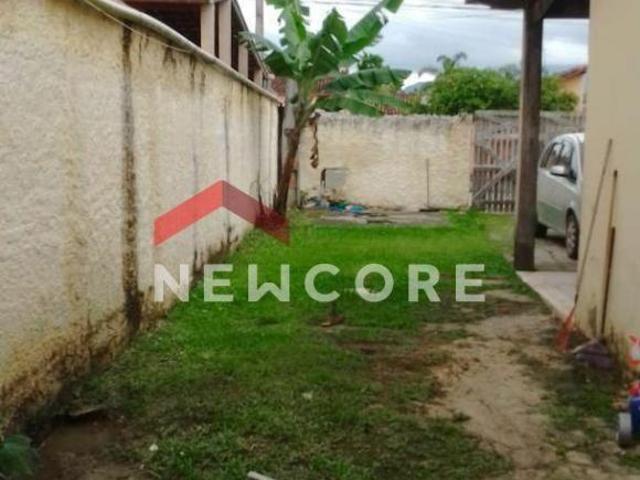 Casa em Avenida Thereza Albino Chacon Balneário dos Golfinhos Caraguatatuba/SP