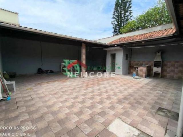 Casa em Avenida Triesse Agenor de Campos Mongaguá/SP