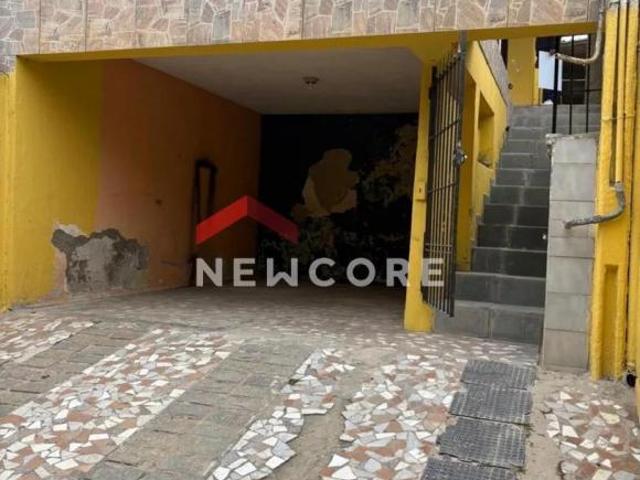 Casa em Avenida Vereador Rubens Mazieiro Centro de Ouro Fino Paulista Ribeirão Pires/SP