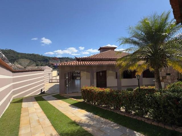Casa em Azurita, Mateus Leme/MG de 396m² 4 quartos à venda por R$ 2.499.000,00