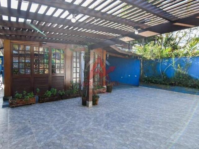 Casa em Acaraú, Ubatuba/SP de 202m² 7 quartos à venda por R$ 1.350.000,00