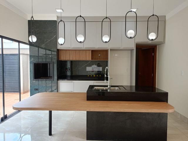 Casa em Aeroporto, Araçatuba/SP de 160m² 3 quartos à venda por R$ 946.900,00