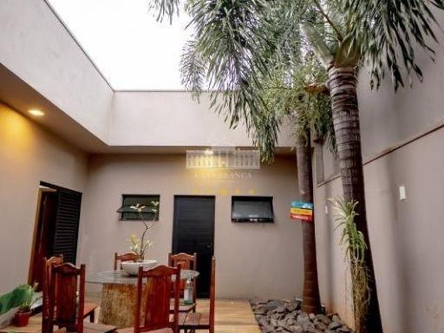 Casa em Aeroporto, Araçatuba/SP de 169m² 3 quartos à venda por R$ 720.000,00