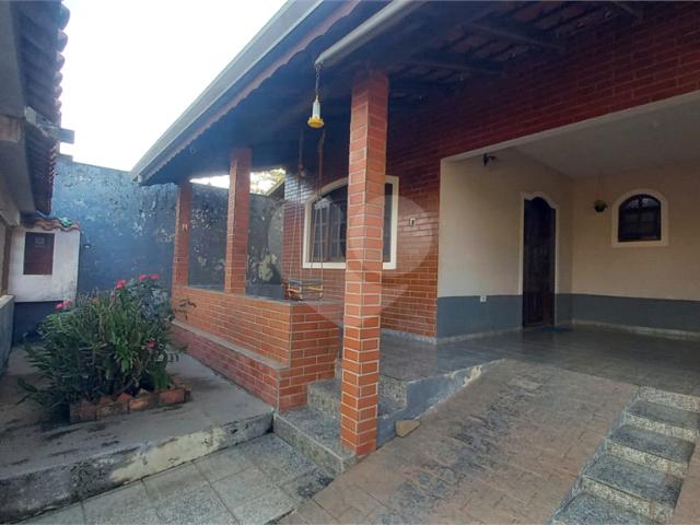 Casa em Água Doce, Jundiaí/SP de 138m² 3 quartos à venda por R$ 899.000,00