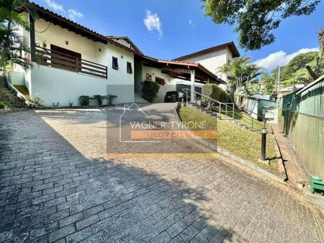 Casa em Águas da Fazendinha, Carapicuíba/SP de 359m² 4 quartos à venda por R$ 1.700.000,00