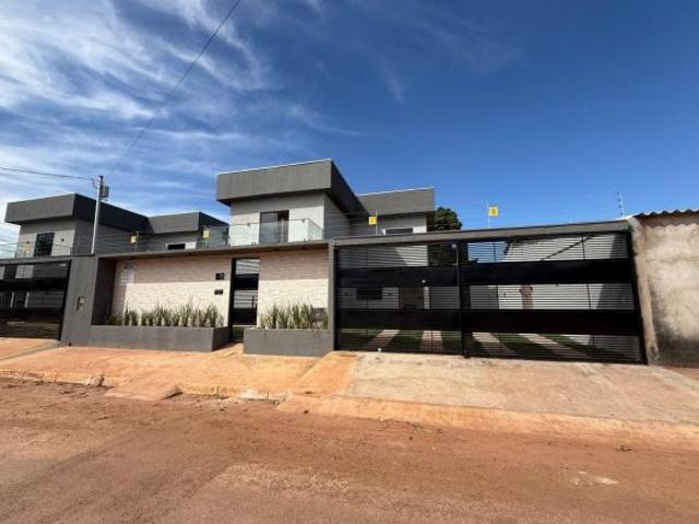 CASA EM ÁGUAS LINDAS DE GOIÁS