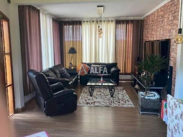 Casa em Aguassaí Caucaia do Alto, Cotia/SP de 290m² 3 quartos à venda por R$ 900.000,00