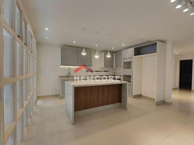 Casa em Alameda das Sabinas Riviera de São Lourenço Bertioga/SP
