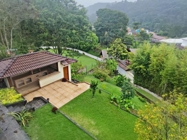 Casa em Albuquerque, Teresópolis/RJ de 1400m² 4 quartos à venda por R$ 1.699.000,00