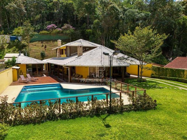Casa em Albuquerque, Teresópolis/RJ de 421m² 7 quartos à venda por R$ 2.199.900,00