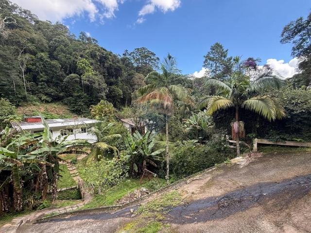Casa em Albuquerque, Teresópolis/RJ de 55m² 3 quartos à venda por R$ 349.000,00