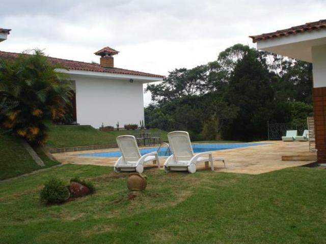Casa em Algarve, Cotia/SP de 510m² 3 quartos à venda por R$ 3.290.000,00