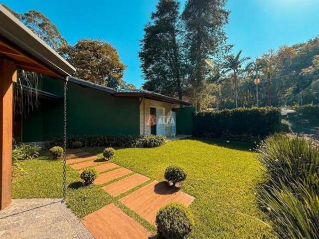 Casa em Algarve, Cotia/SP de 320m² 3 quartos à venda por R$ 2.190.000,00