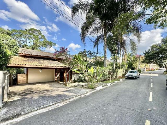 Casa em Aldeia da Fazendinha, Carapicuíba/SP de 321m² 5 quartos à venda por R$ 1.789.900,00