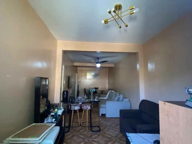 Casa em Alípio de Melo, Belo Horizonte/MG de 200m² 3 quartos à venda por R$ 839.000,00