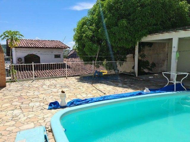 Casa em Almerinda, São Gonçalo/RJ de 268m² 5 quartos à venda por R$ 369.000,00