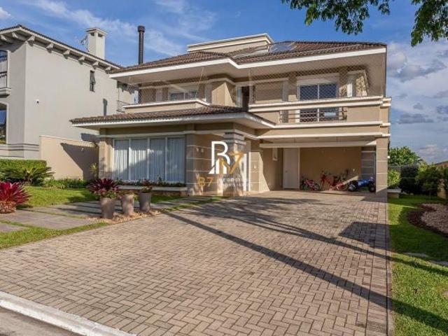 CASA EM ALPHAVILLE GRACIOSA ARAUCÁRIAS 4 SUÍTES 340M² R$ 4.200.000,00