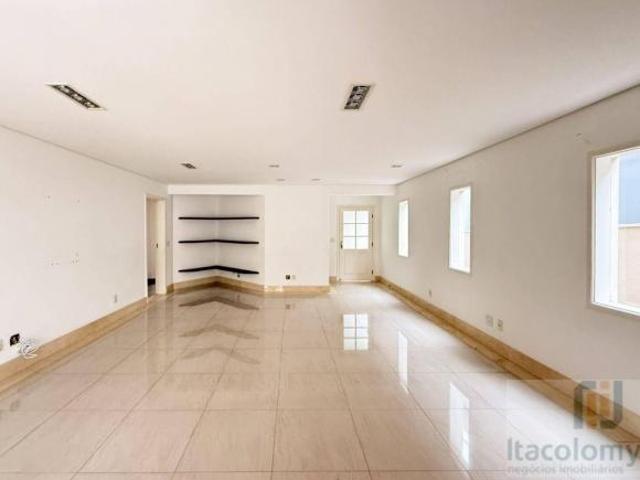 Casa em alphaville Oportunidade