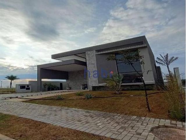 Casa em Alphaville Nova Esplanada, Votorantim/SP de 235m² 3 quartos à venda por R$ 2.680.000,00 ou p