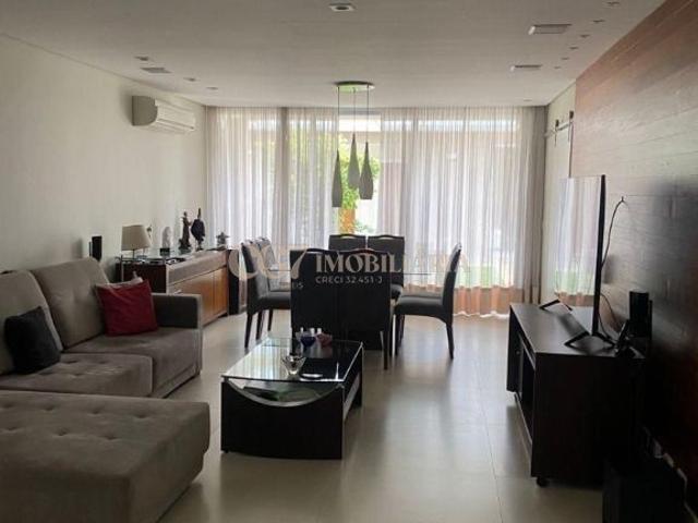 Casa em Alphaville, Santana de Parnaíba/SP de 360m² à venda por R$ 3.449.900,00